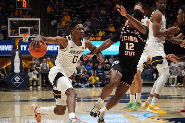 Kedrian Johnson Signs Professional Contract | Blue Gold Sports