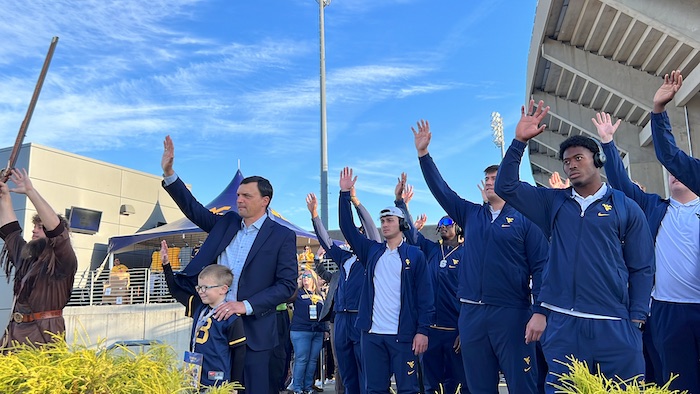 Watch: Mountaineer Mantrip Pre-BYU | Blue Gold Sports