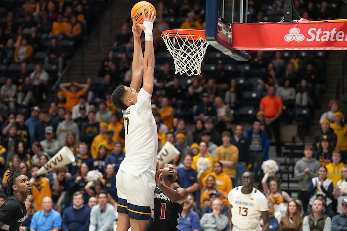 Senior Spotlight: Jesse Edwards | Blue Gold Sports