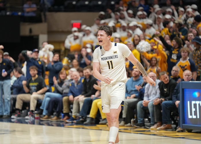 Senior Spotlight: Quinn Slazinski – Blue Gold Sports