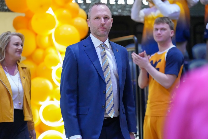 Darian DeVries aims to have promising start at West Virginia – Blue Gold Sports