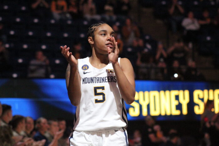 Kellogg Comments On Sydney Shaw's Ejection | Blue Gold Sports